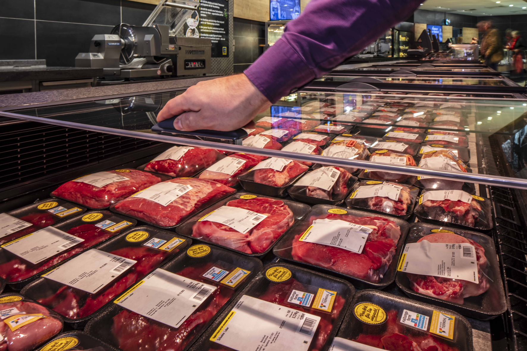 AICHINGER - AICHINGER SIRIUS®ECOplus: hohe Präsentationsqualität mit ...