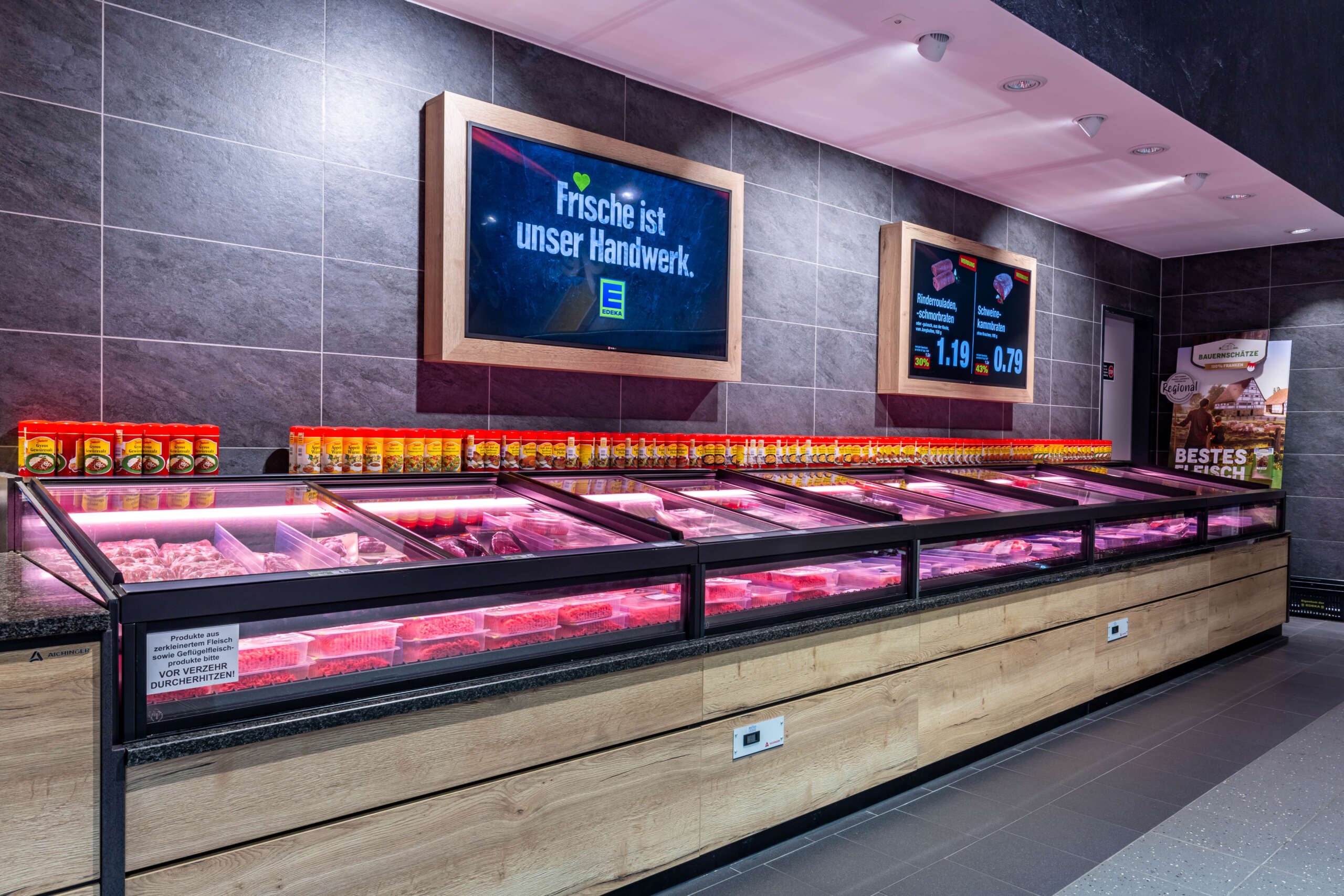 AICHINGER - AICHINGER SIRIUS® onTop ECOplus: SB-Kühlmöbel für ...